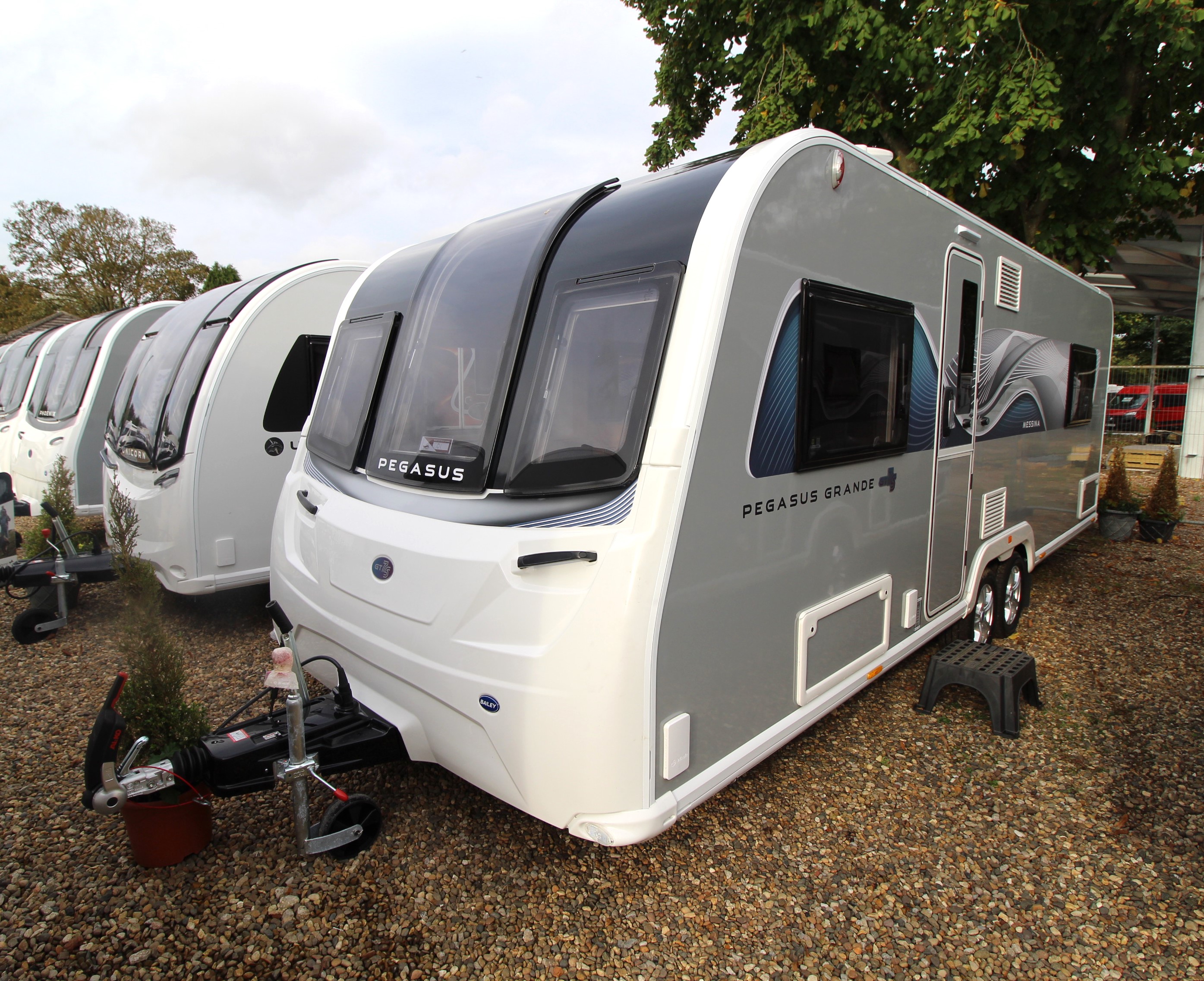 Bailey Pegasus Grande SE Messina Caravan Guide & Specs