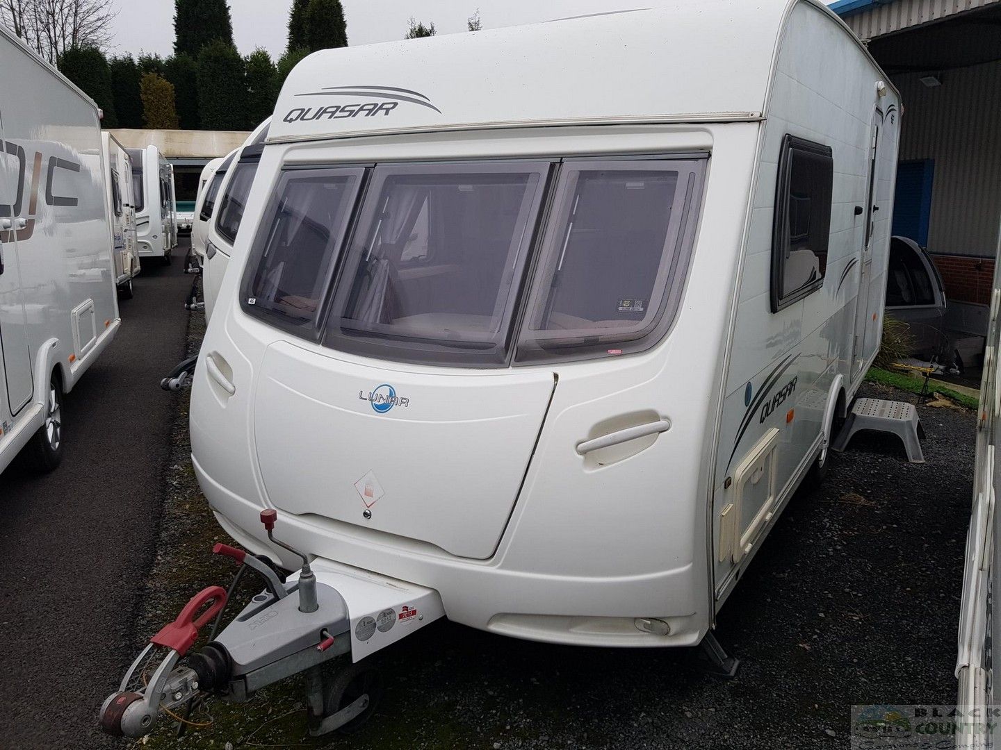 Lunar Quasar 462 Caravan Guide